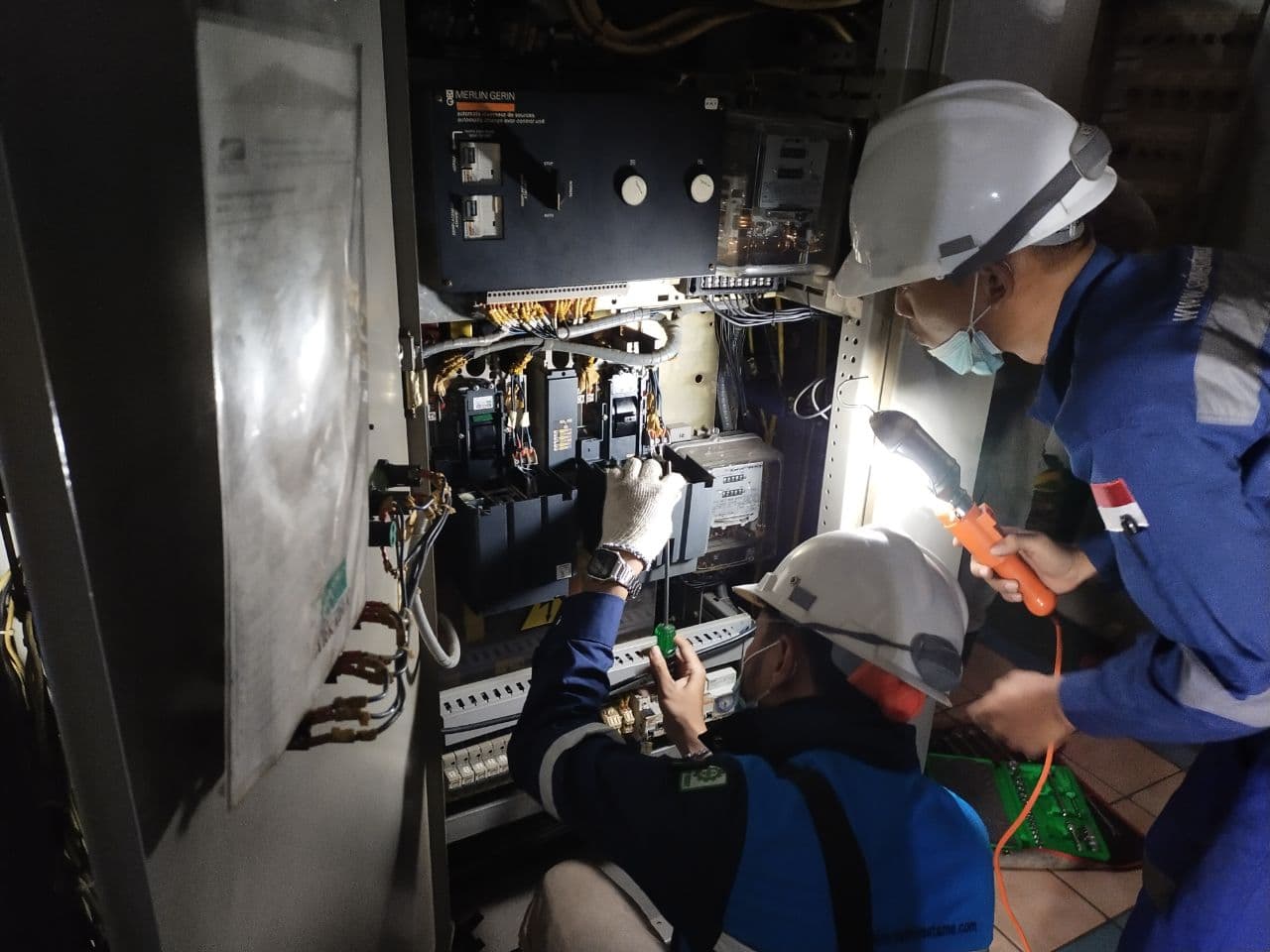 Preventive Maintenance Panel Tegangan Rendah At Grand Pavilion Arkadia ...