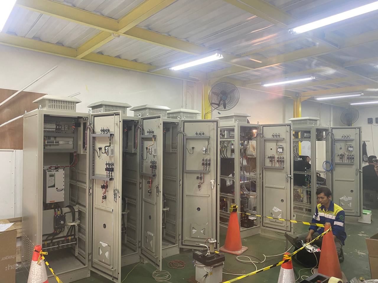 Nidec Panel Smelting - VSD Softstater - Panel-listrik.id